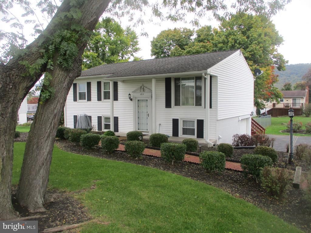 686 Nittany Valley Dr, Bellefonte, PA 16823 - See Est. Value, Schools ... 686 Nittany Valley Dr, Bellefonte, PA 16823 - See Est. Value, Schools ...