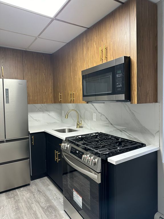 6006 Bergenline Ave #2C, West New York, NJ 07093 | Trulia