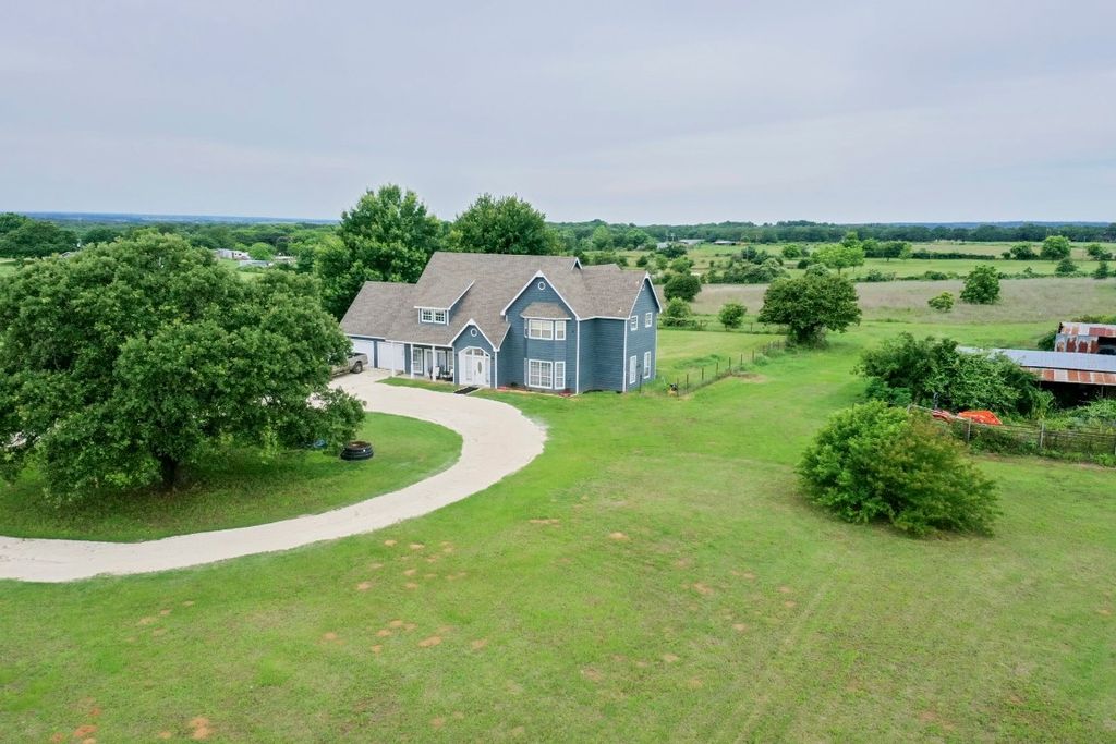 3605 County Road 1102, Grandview, TX 76050 | Trulia