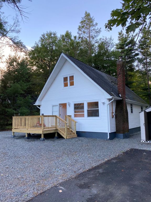 2125 Vacation Ln, Pocono Summit, PA 18346 - See Est. Value, Schools & More