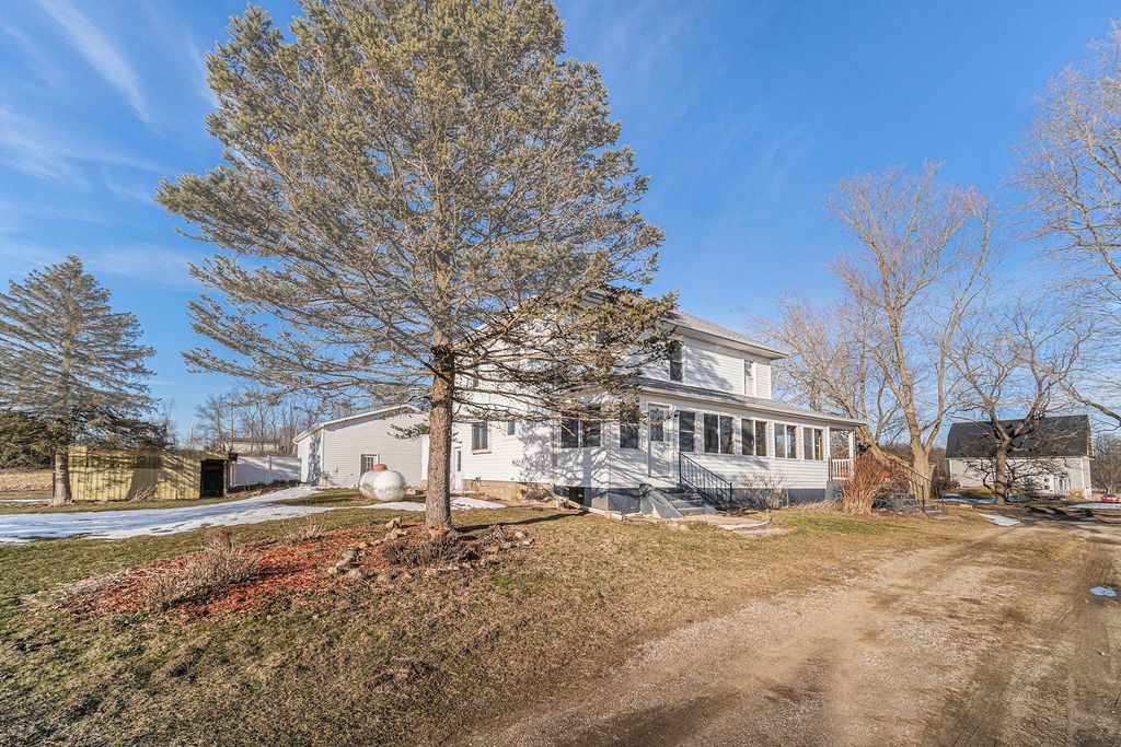 12558 Snow Rd, Hanover, MI 49241 - See Est. Value, Schools & More