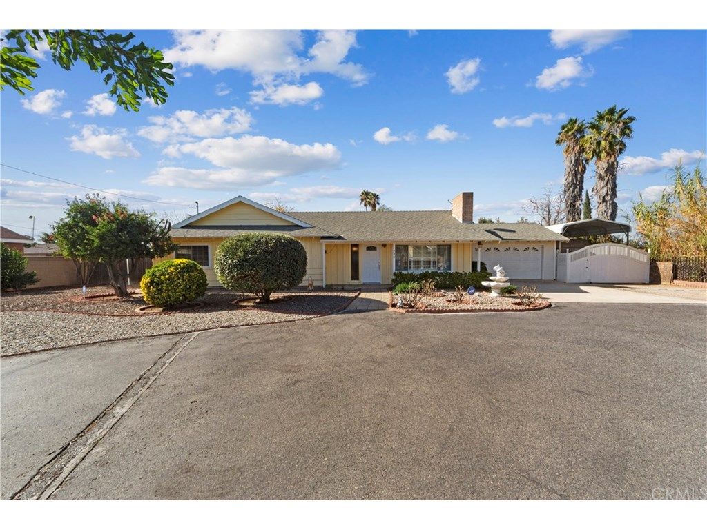 740 N Perris Blvd, Perris, CA 92571 - See Est. Value, Schools & More