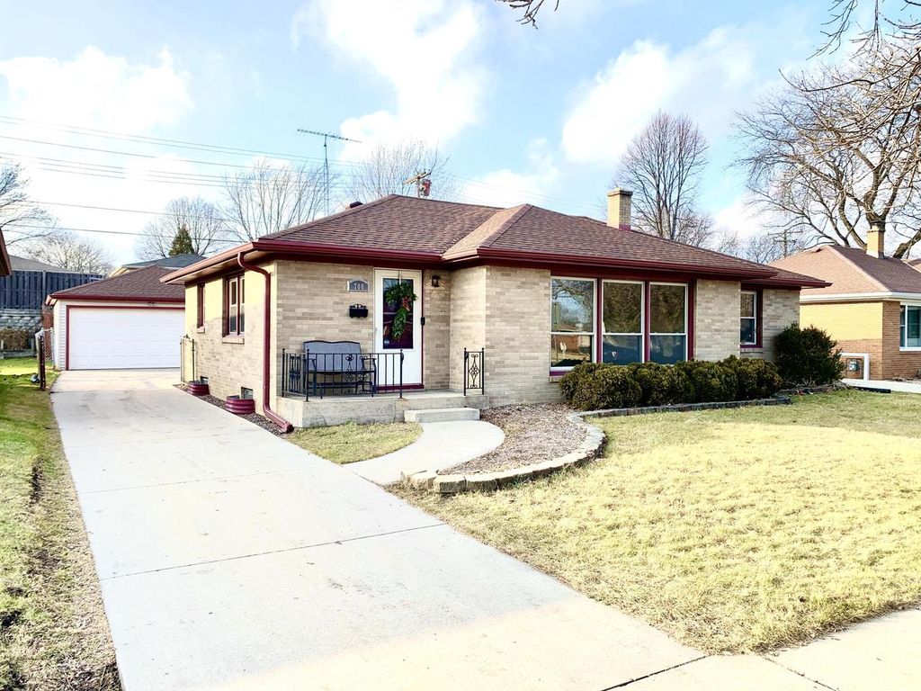 700 Ohio St, Racine, WI 53405 | Trulia
