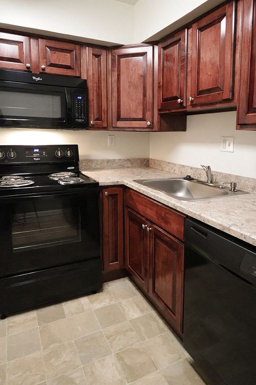 1302 N 13th St #T11, Whitehall, PA 18052 | Trulia