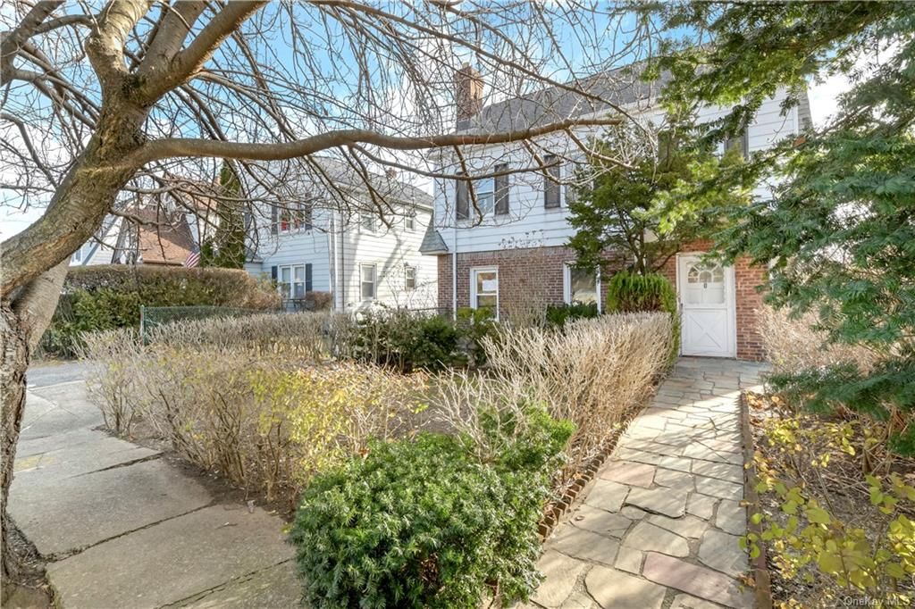 10 Leroy Avenue, Yonkers, NY 10705 | Trulia