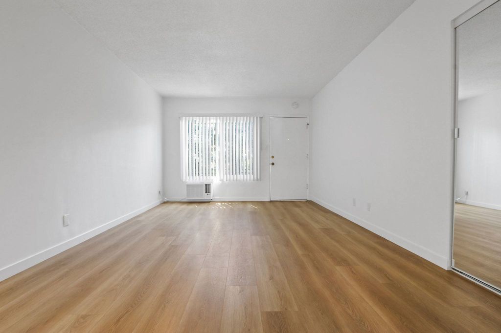 7941 Selma Ave #57703968, Los Angeles, CA 90046 - See Est. Value ...