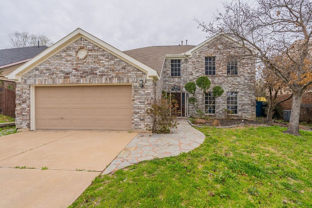 8424 Creekbluff Dr, Dallas, TX 75249 - See Est. Value, Schools & More