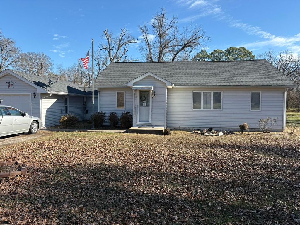 11412 State Highway 37 N, Benton, IL 62812 | MLS# 100000022 - Trulia ...