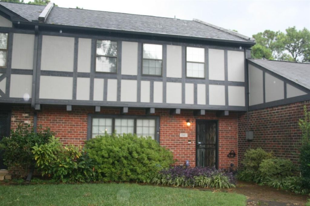 941 Green Oaks Dr #10, Memphis, TN 38117 - See Est. Value, Schools & More