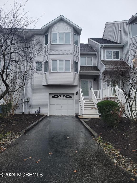 374 Begonia Court #3704, Toms River, NJ 08753 - See Est. Value, Schools ...