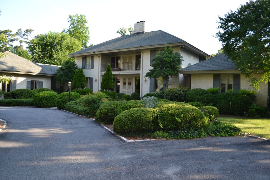 139 Pinewood Rd, Virginia Beach, VA 23451 - See Est. Value, Schools & More