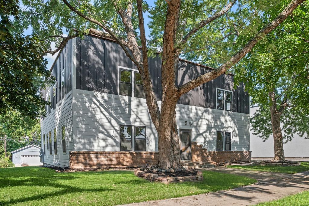 3379 Brownlow Ave, Saint Louis Park, MN 55426 - See Est. Value, Schools ...