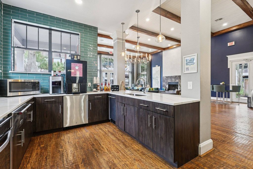 7009 Almeda Rd #11-1127, Houston, TX 77054 - See Est. Value, Schools & More