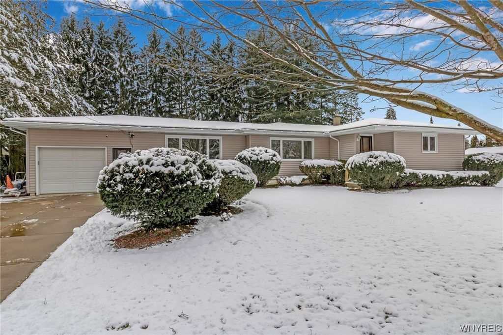 11029 Clinton St, Elma, NY 14059 - See Est. Value, Schools & More