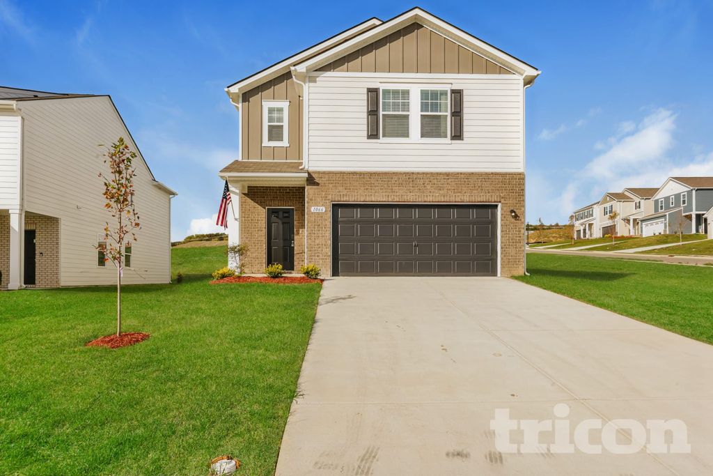 1066 Large Poppy Dr, La Vergne, TN 37086 - See Est. Value, Schools & More