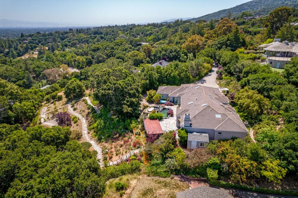 10703 Magdalena Rd, Los Altos Hills, CA 94024 - See Est. Value, Schools ...
