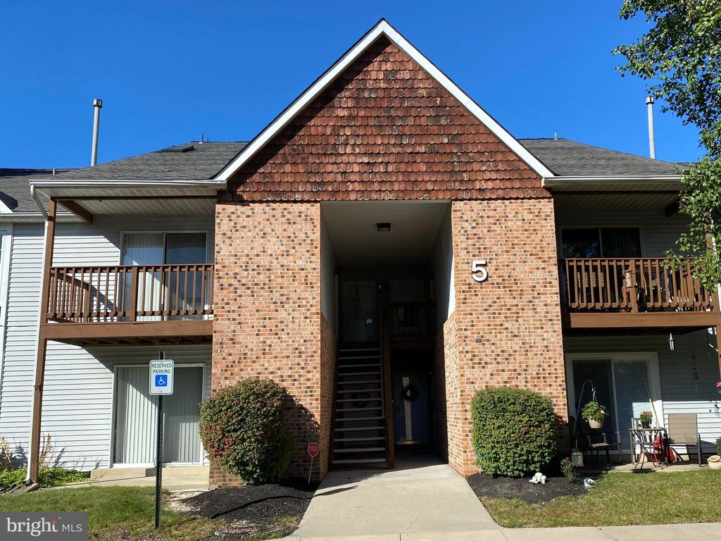 57 Dover Ct, Blackwood, NJ 08012 - See Est. Value, Schools & More