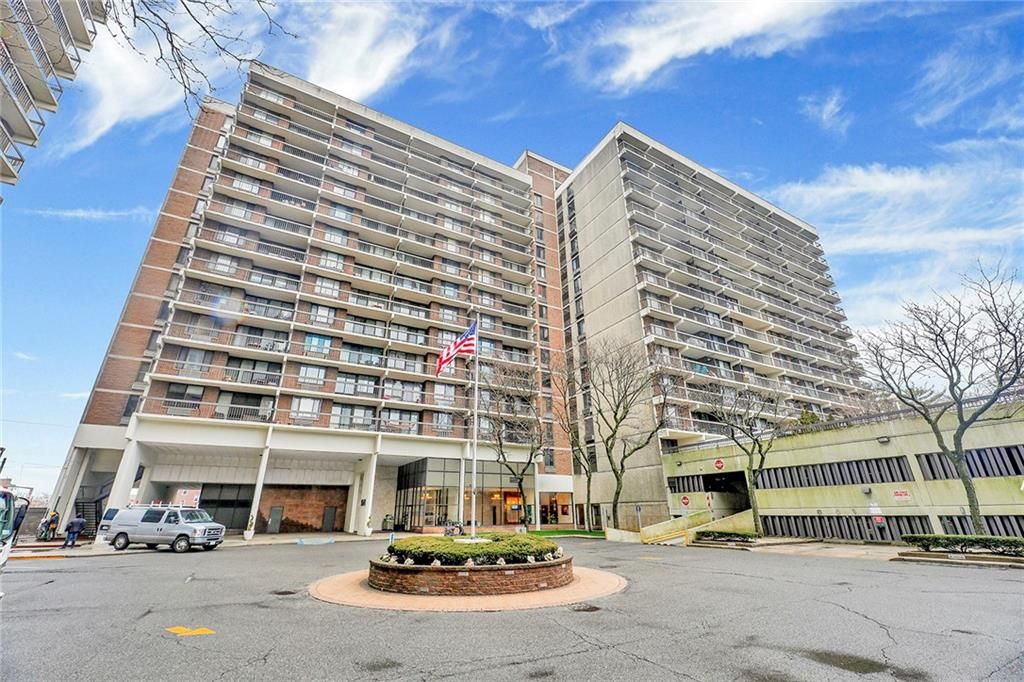 152-18 Union Tpke #PHB, Flushing, NY 11367 - See Est. Value, Schools & More
