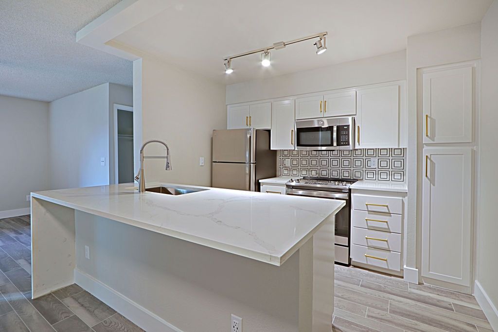 7250 S Kyrene Rd #1-384, Tempe, AZ 85283 - See Est. Value, Schools & More