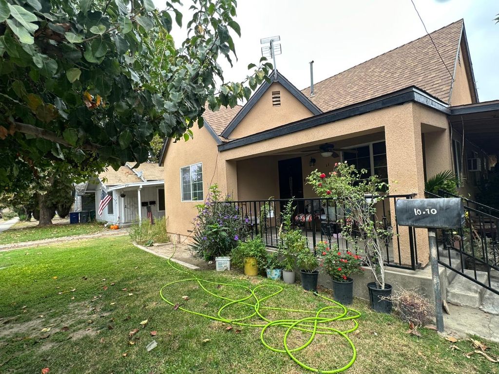 1070 W Friesen Ave, Reedley, CA 93654 | MLS# 603909 | Trulia
