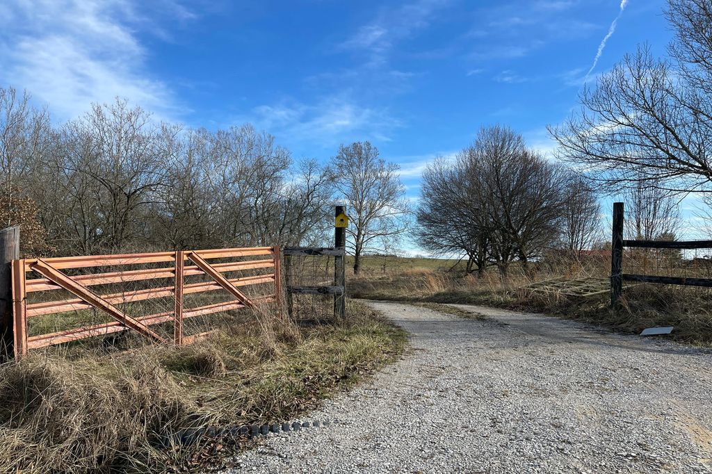 2901 Banner Springs Rd, Jamestown, TN 38556 | Trulia