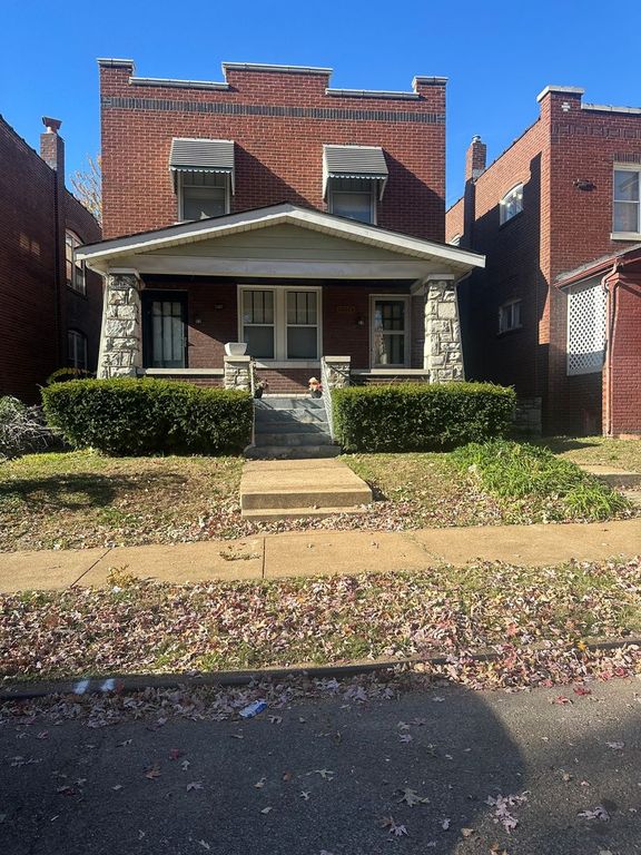 5847 Goener Ave #2F, Saint Louis, MO 63116 | Trulia
