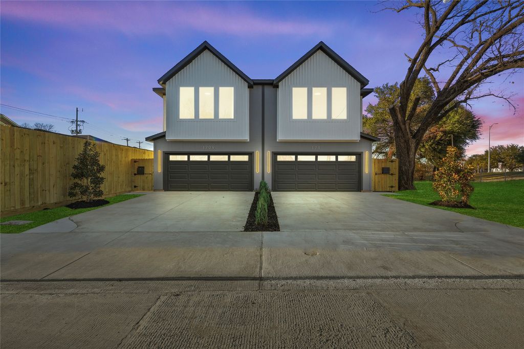 1709 & 1711 Garden Dr, Dallas, TX 75215 | MLS# 21152291 - Trulia | Trulia