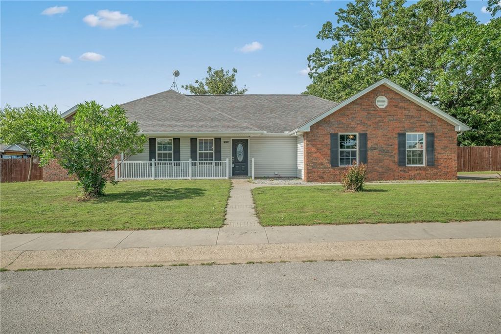 13854 Polly Ln, Neosho, MO 64850 - See Est. Value, Schools & More