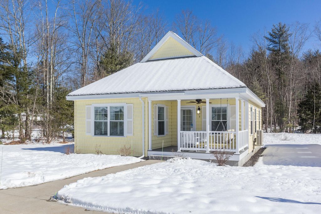 180 Saco Avenue #7, Old Orchard Beach, ME 04064 - See Est. Value ...