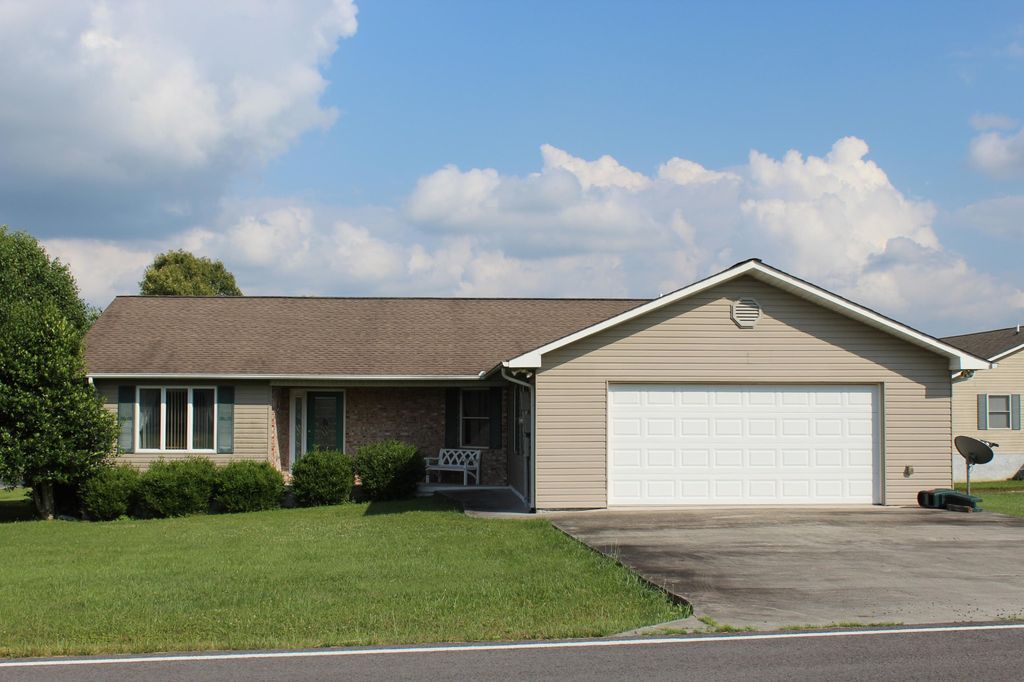 135 Graham Rd #141, Crossville, TN 38555 - See Est. Value, Schools & More