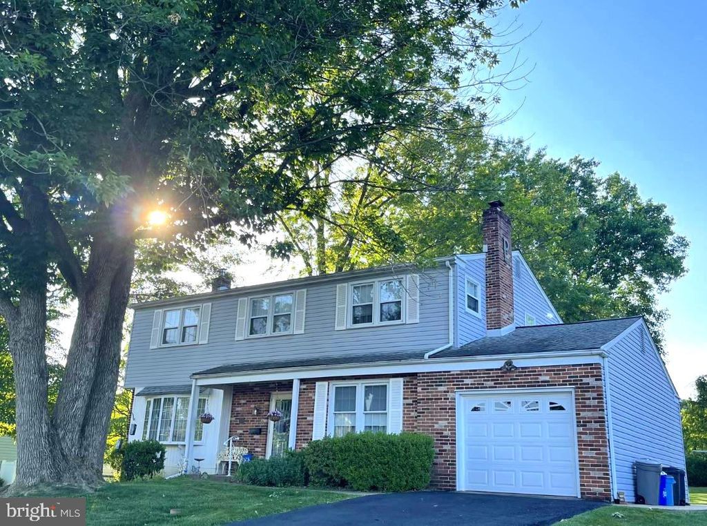 2340 Clearview Ln, Aston, PA 19014 | MLS# PADE2069898 | Trulia