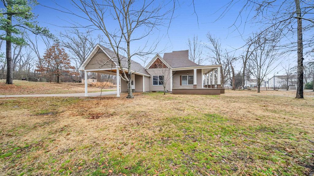 15 N Main St, Brighton, TN 38011 | MLS# 10189804 | Trulia