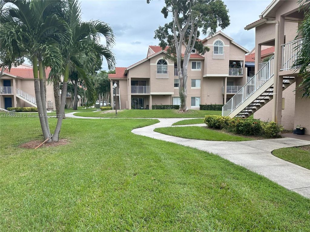 15781 SW 106th Ter #201, Miami, FL 33196 | MLS# A11469326 | Trulia