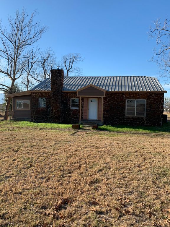 1595 W Ditto Rd, Poteet, TX 78065 - See Est. Value, Schools & More