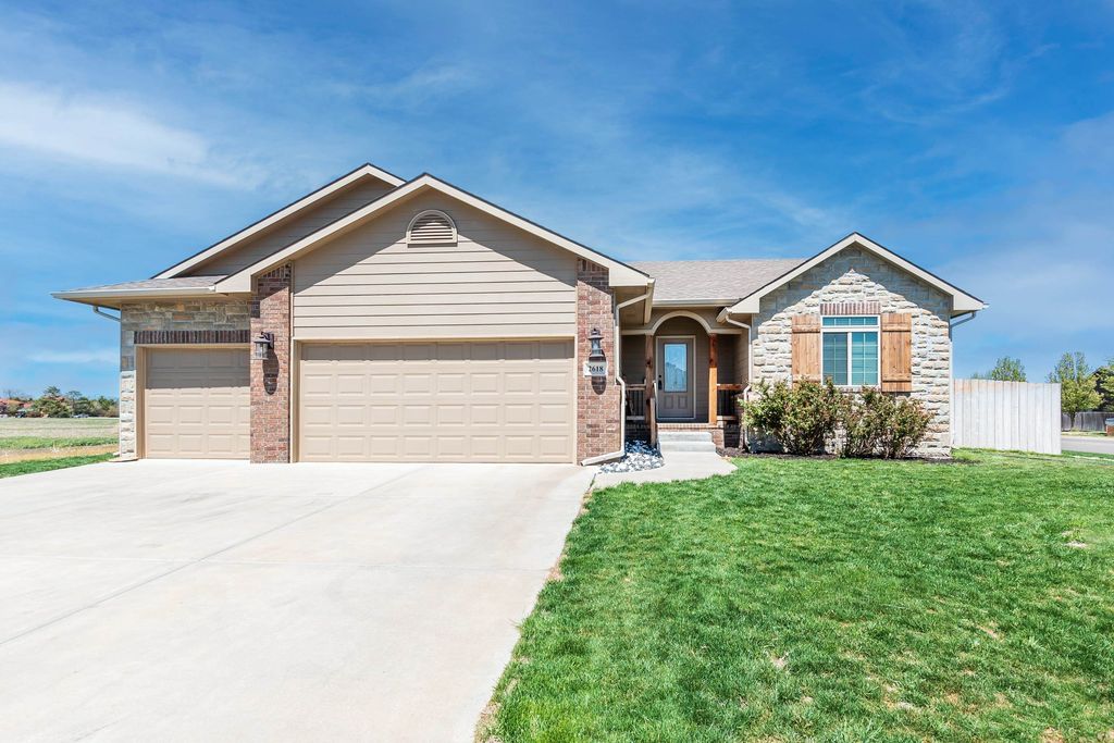 2618 E Mason Ridge Dr, Derby, KS 67037 - See Est. Value, Schools & More