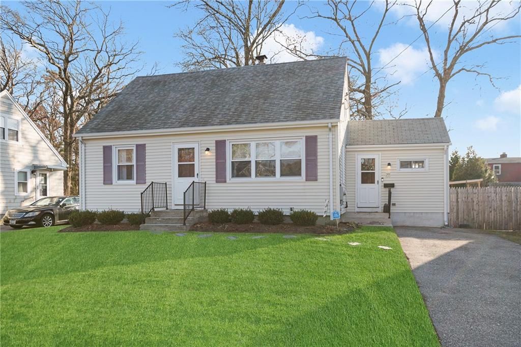 39 Lottie Dr, Riverside, RI 02915 - See Est. Value, Schools & More