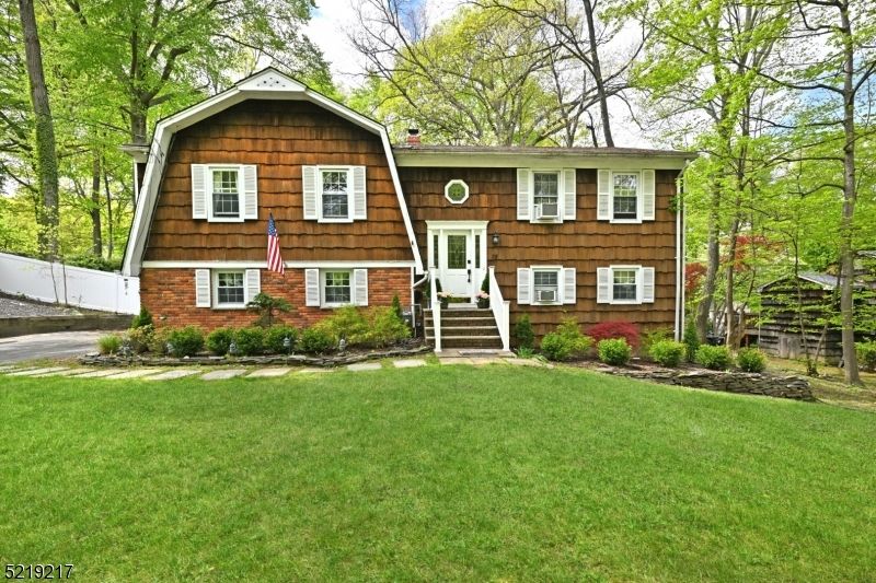 38 Windbeam Loop, Ringwood, NJ 07456 - See Est. Value, Schools & More