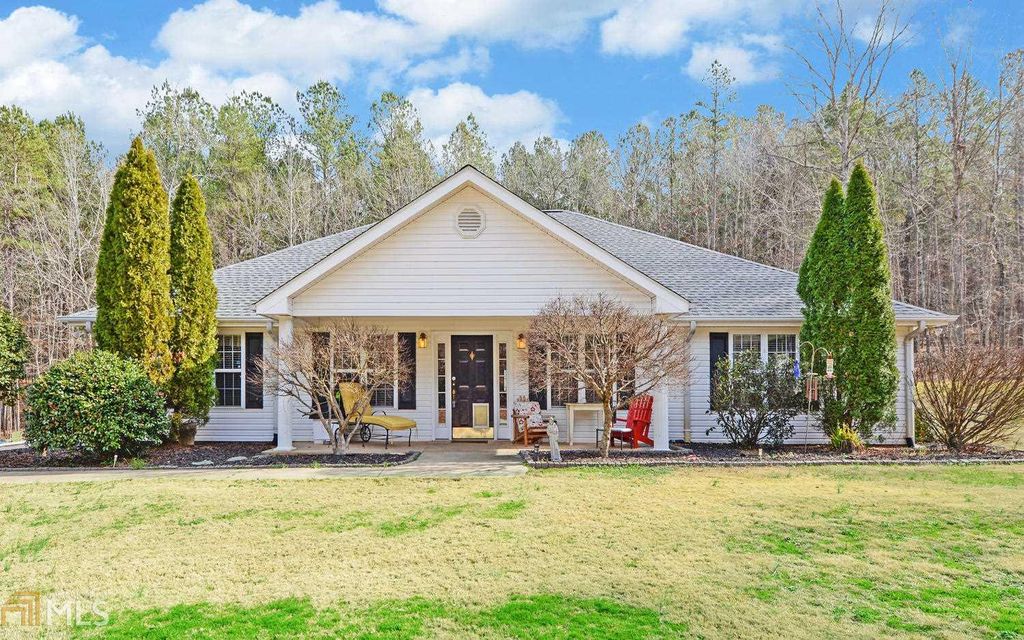 415 Oak Dr, Toccoa, GA 30577 - See Est. Value, Schools & More