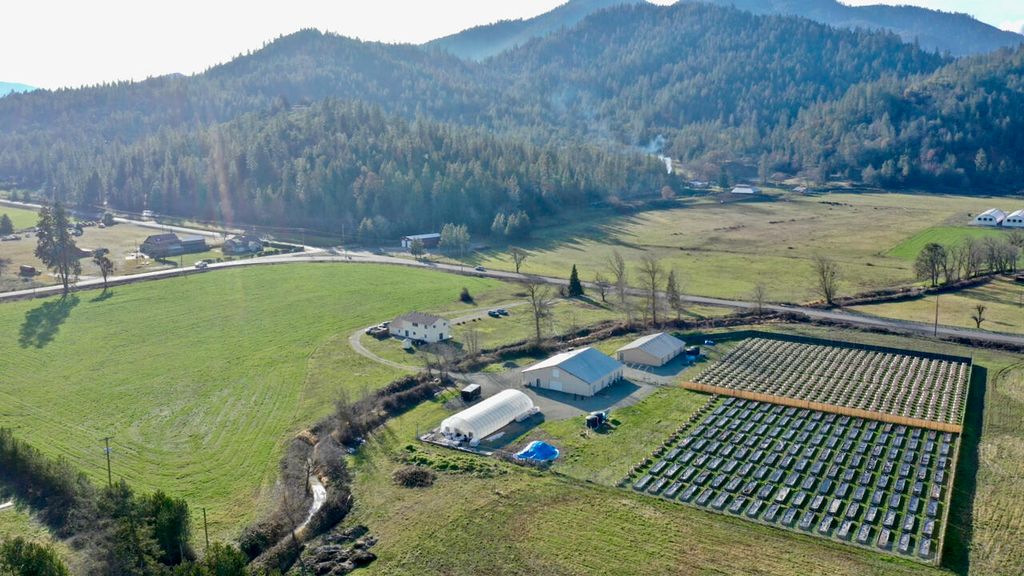 12201 Williams Hwy, Grants Pass, OR 97527 - See Est. Value, Schools & More