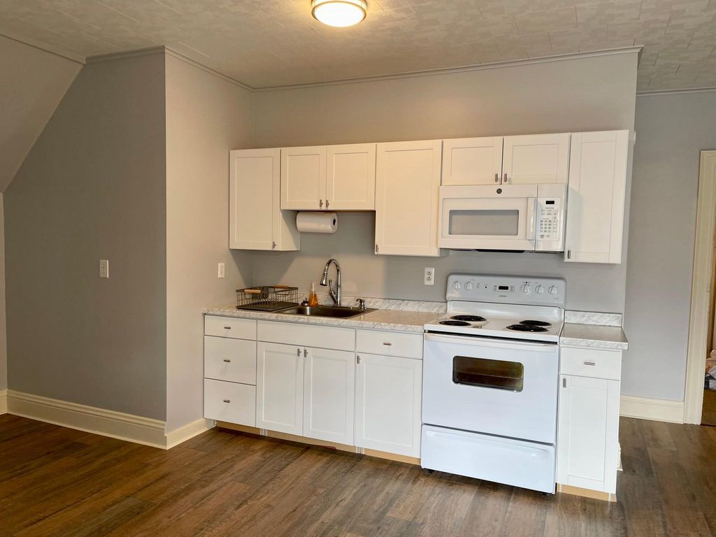 131 S College St #1, Washington, PA 15301 | Trulia