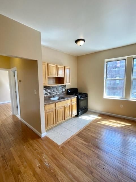 1025 N Broad St #1B-1Ba, Elizabeth, NJ 07208 - See Est. Value, Schools ...