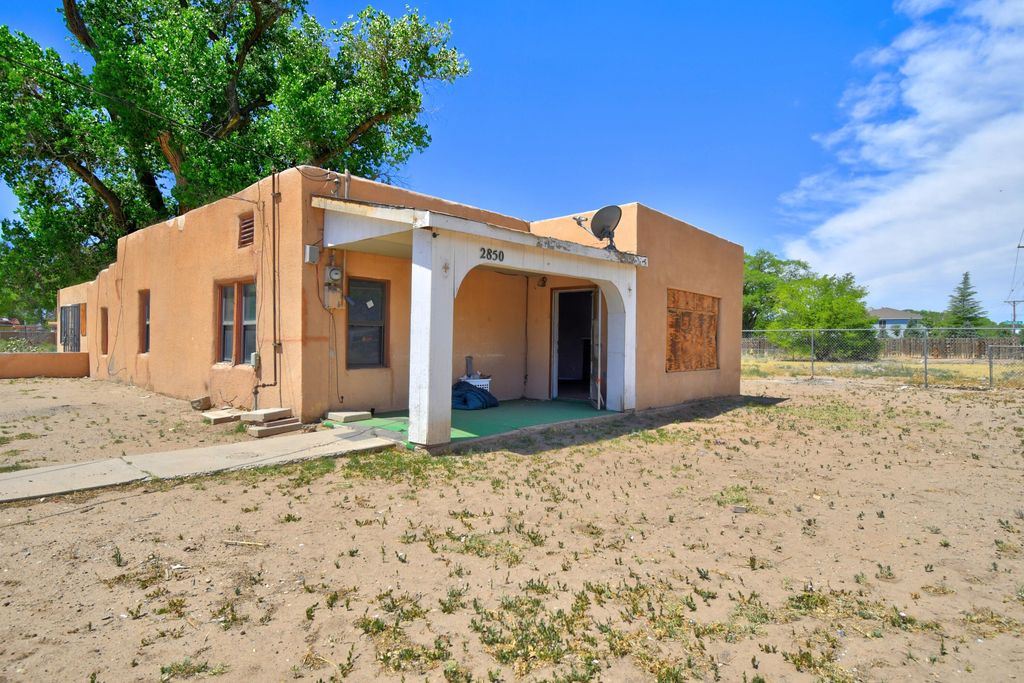 2850 Blake Rd SW, Albuquerque, NM 87105 - See Est. Value, Schools & More