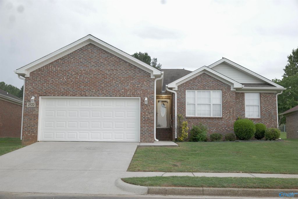 2522 Garden Park Dr NW, Huntsville, AL 35810 - See Est. Value, Schools ...