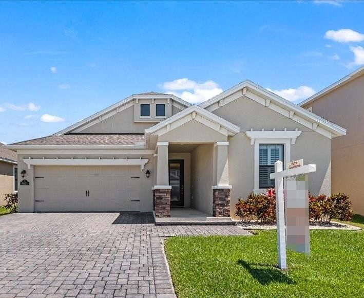 8021 Strom Park Dr, Melbourne, FL 32940 - See Est. Value, Schools & More
