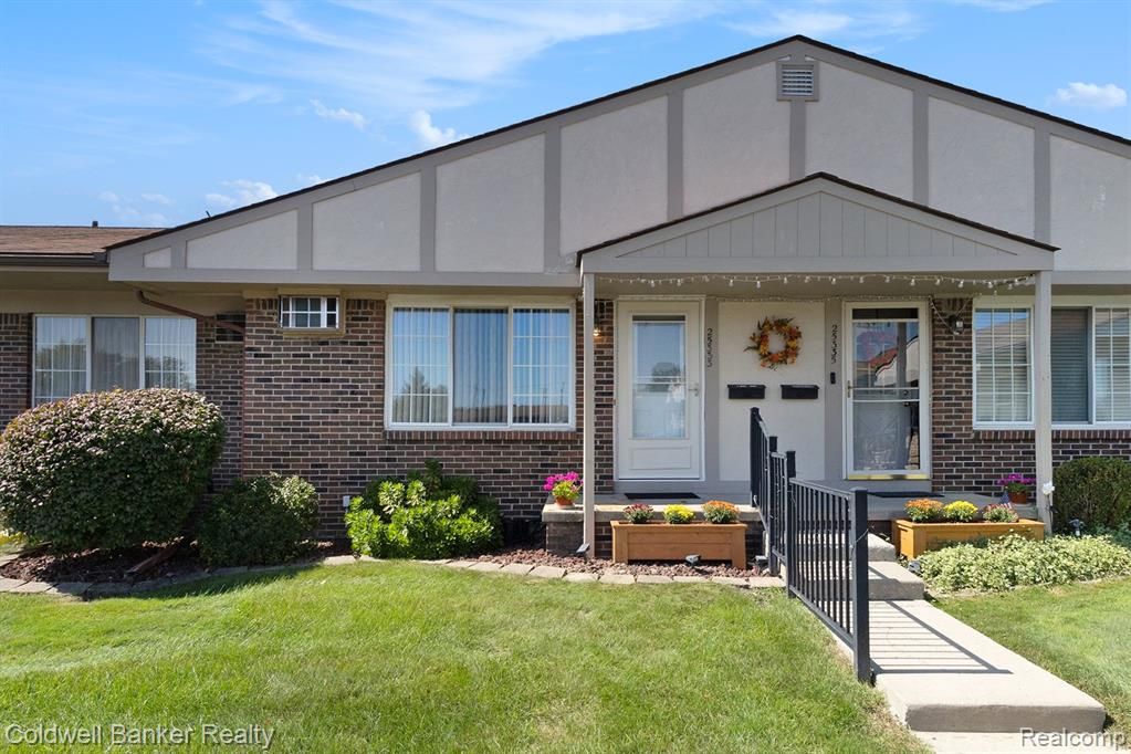 25333 Franklin Ter #7, South Lyon, MI 48178 - See Est. Value, Schools ...