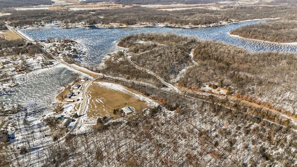 220 S Lake Cir, Cairo, MO 65239 | MLS# 424730 | Trulia