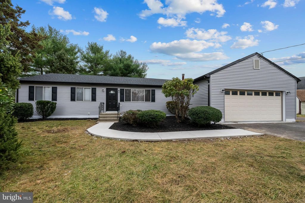 26 Holly Ter, Bridgeton, NJ 08302 - See Est. Value, Schools & More