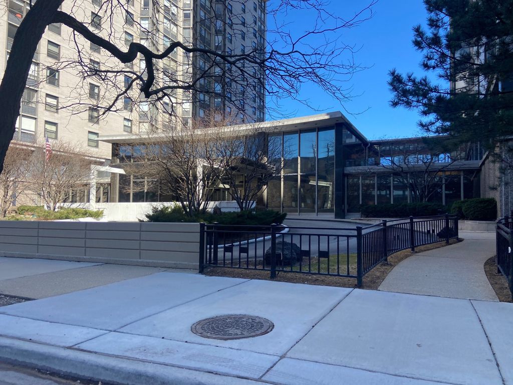 5701 N Sheridan Rd #10Q, Chicago, IL 60660 - See Est. Value, Schools & More