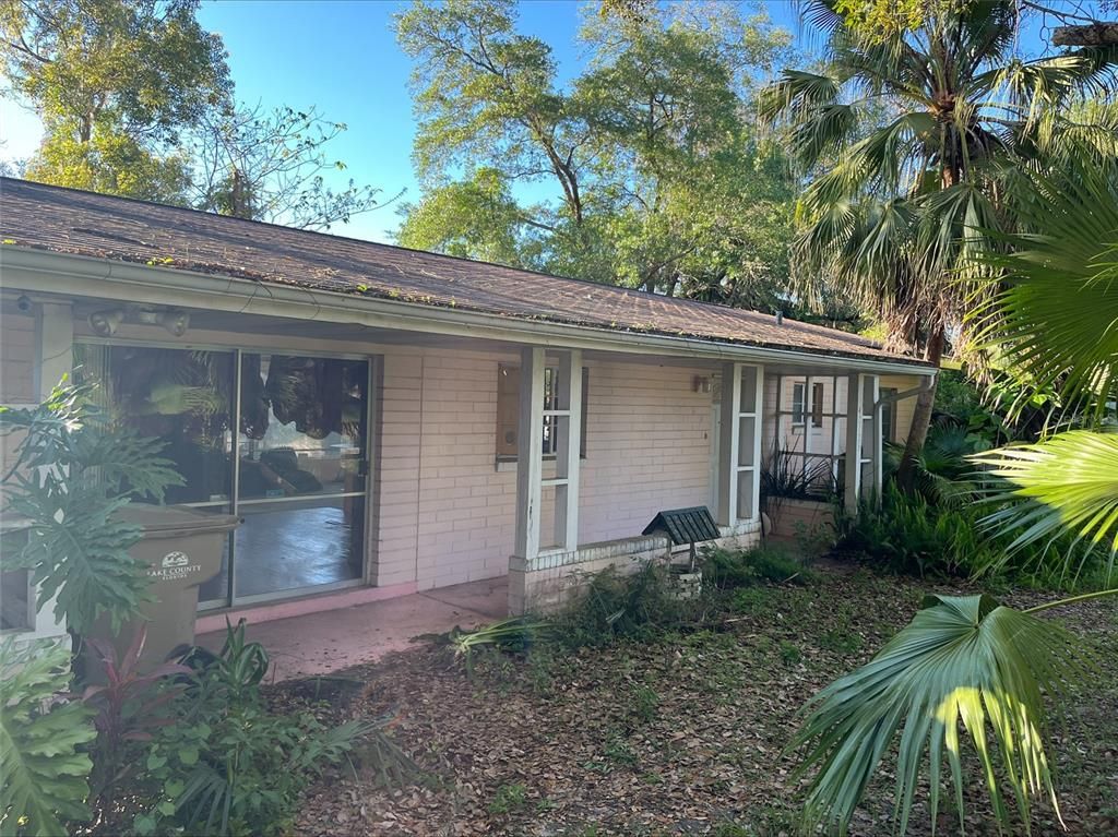 40125 Magnolia St, Lady Lake, FL 32159 - See Est. Value, Schools & More