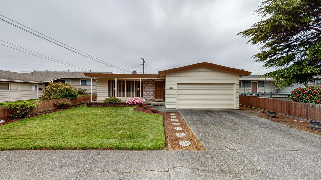 3328 I St, Eureka, CA 95503 | Trulia